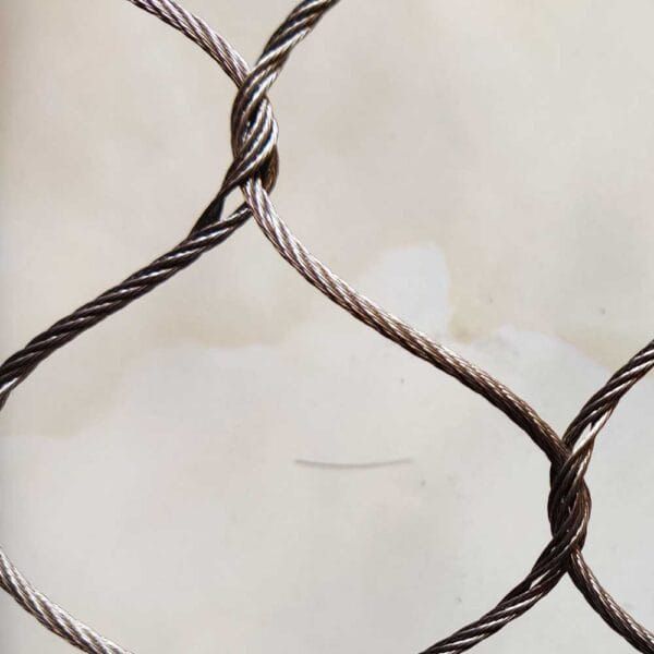 Wire Mesh Railing: A Modern Design Solution